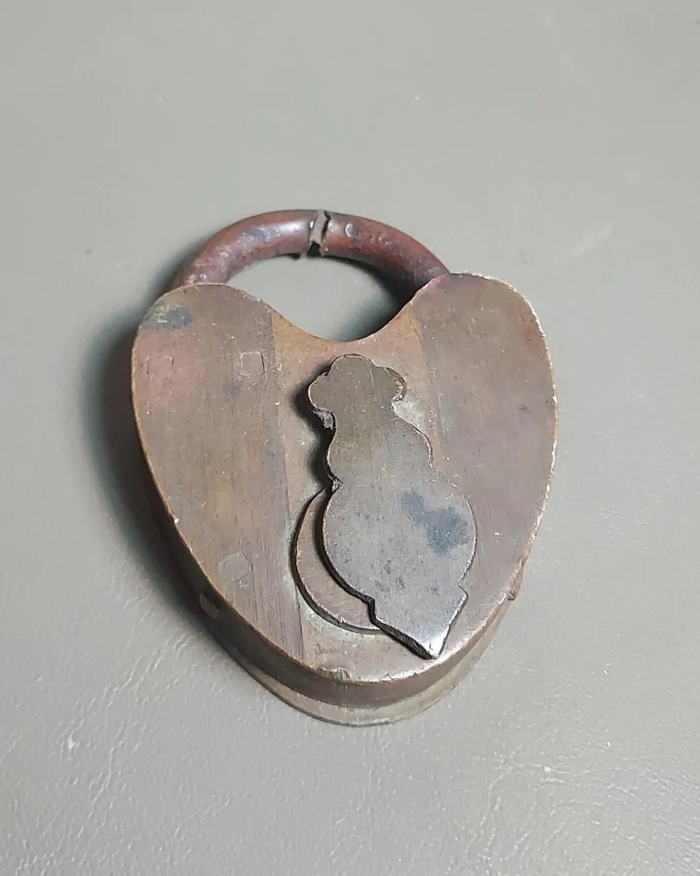 1800s Unmarked Old BRASS HEART SHAPE PADLOCK LOCK NO KEY Ornate Hole ...