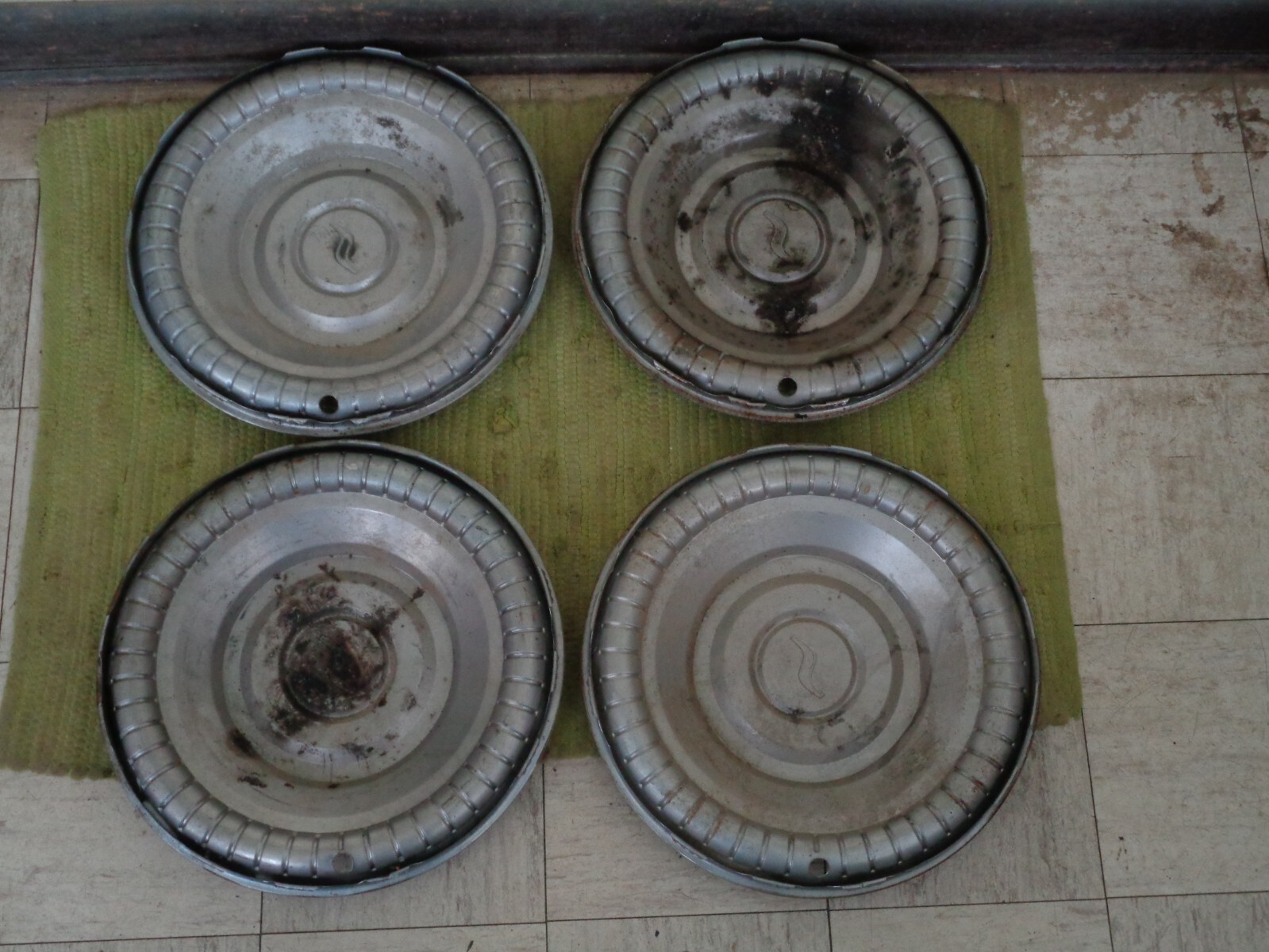 59 60 61 62 63 64 Studebaker HUB CAPS 15" Set of 4 Wheel Covers Hubcaps ...
