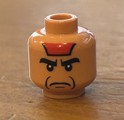 LEGO 7199 - Minifig Head Male Black Eyebrows, Red Paint on Forehead ...