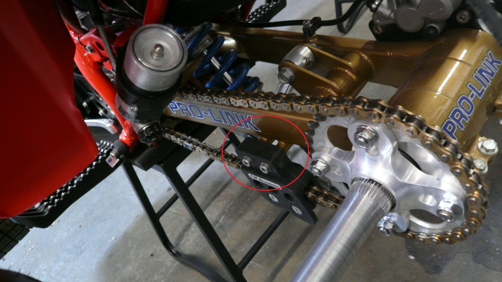 HONDA 85-87 TRX ATC 250R REAR CHAIN GUIDE THREADED STEEL MOUNTS FOR OEM ...