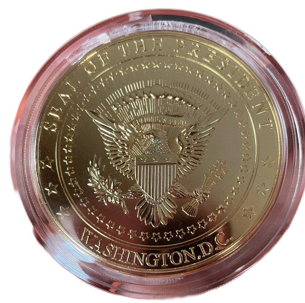 44th President Barack Obama Coin Make America Great Again Flag LIBERTY ...