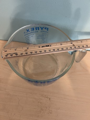 Vintage PYREX 4 Cup Measuring Cup Pour Spout Blue Letters Corning USA ...