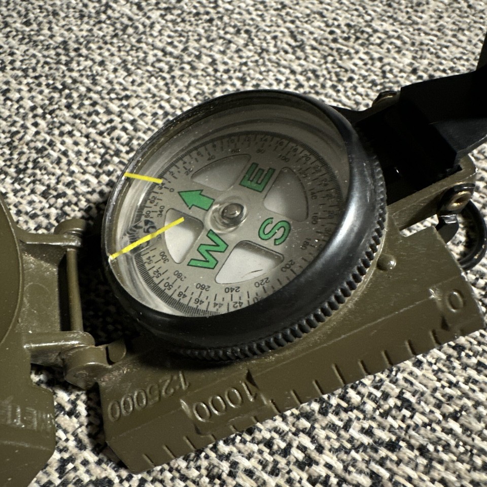 WW2 Lensatic Compass - Vintage Green Metal No Date or Make | eBay
