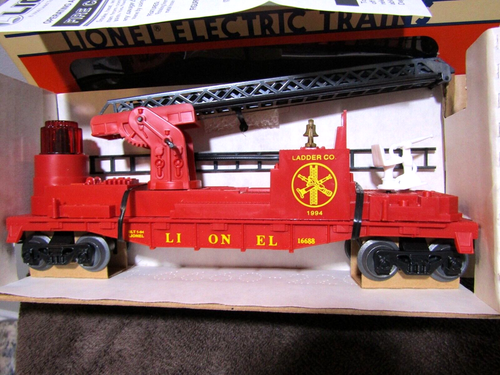 Lionel Fire Dept Car w/ Rotating Strobe Light, Operating Ladder ...