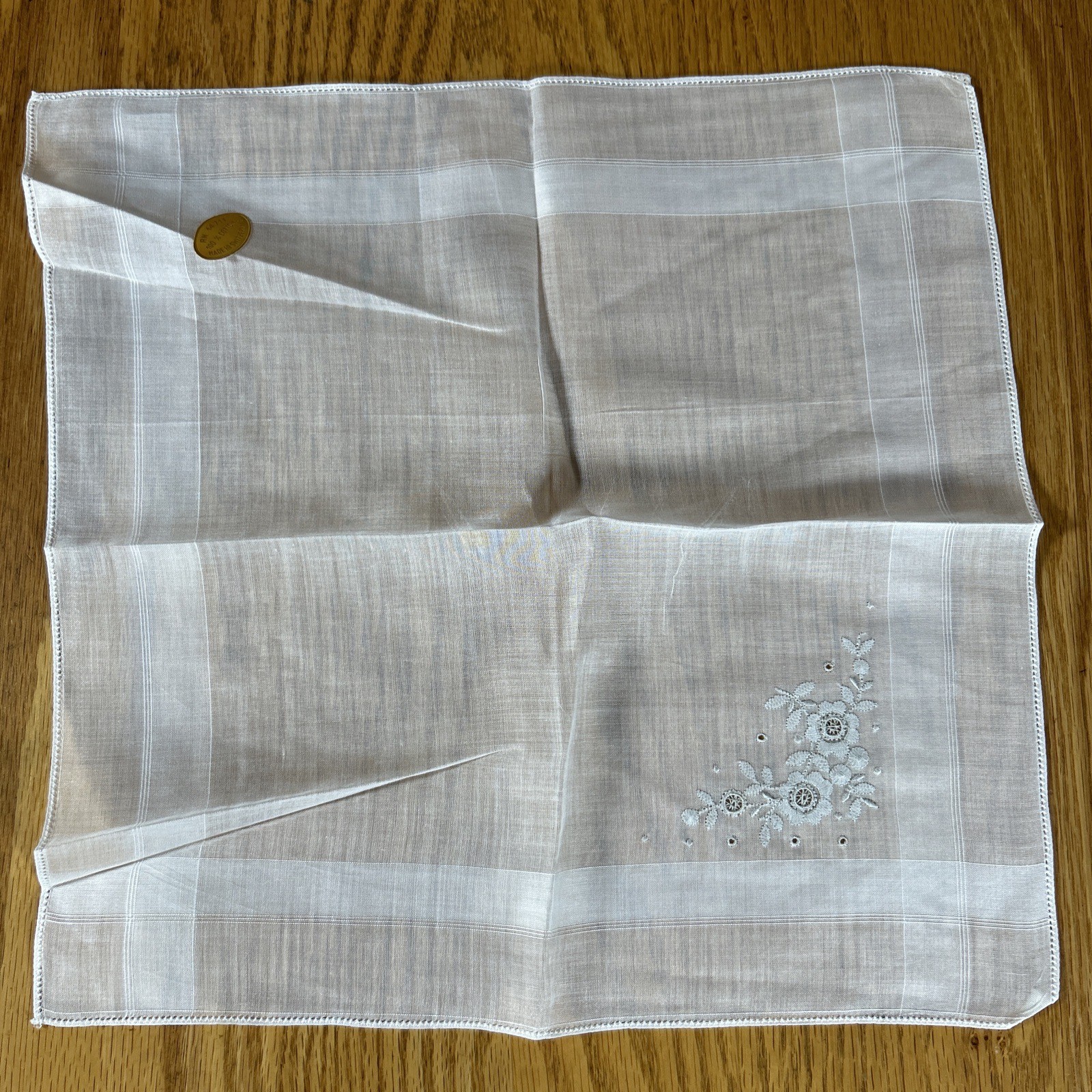 Vintage Swiss Sheer White Cotton Handkerchief Embroid… - Gem