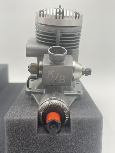K&b KB 61 #6550 RC Model Engine With Propellers and Aluminum Spinner ...