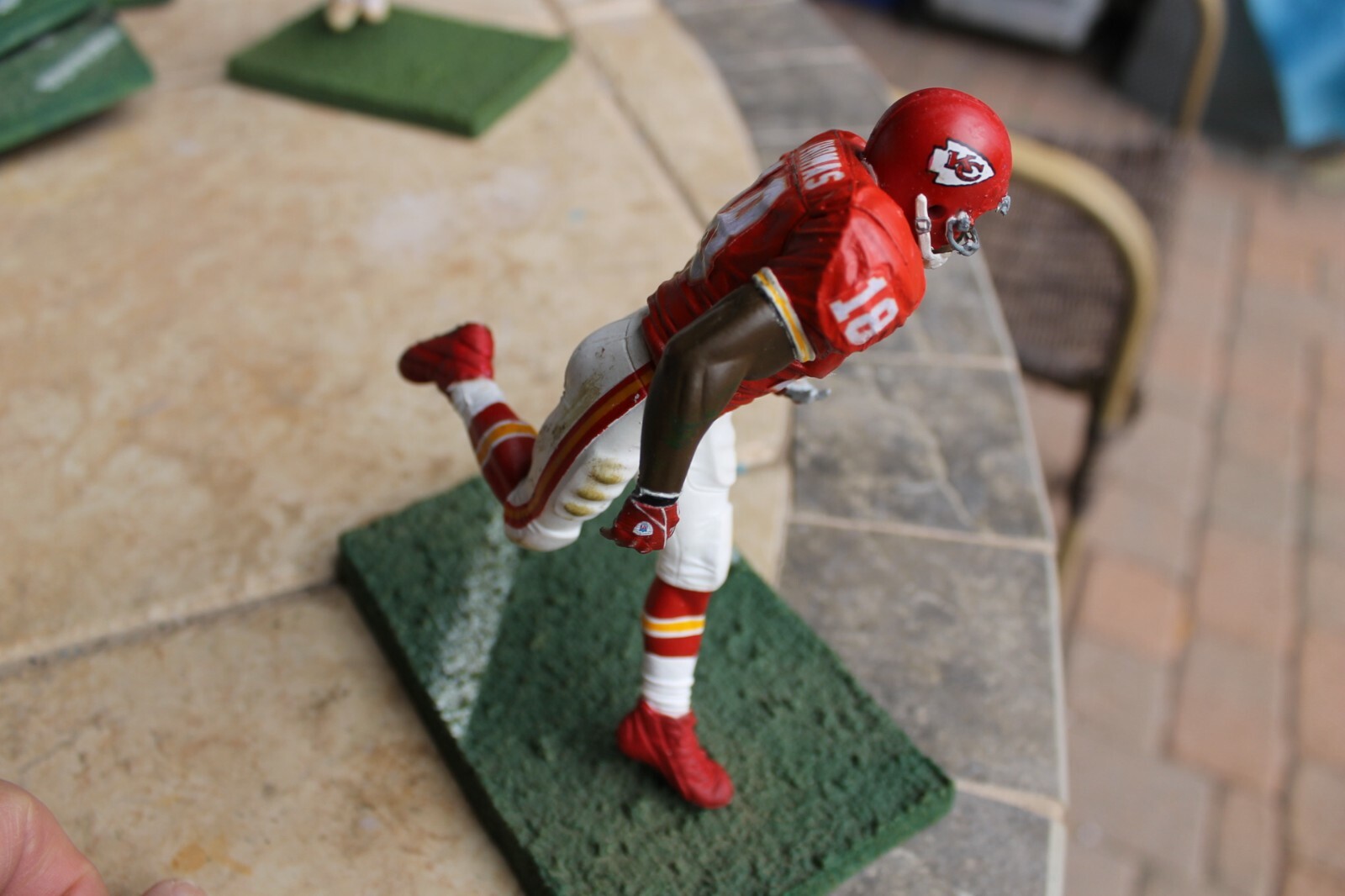 CUSTOM CHIEFS MCFARLANE (LOOSE): MAHOMES, MONTANA, THOMAS, ALLEN ...