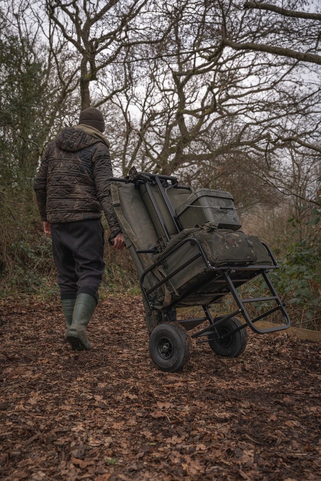 NGT DYNAMIC FISHING TROLLEY CARP COARSE MATCH FOLDS FLAT TWIN WHEEL ...
