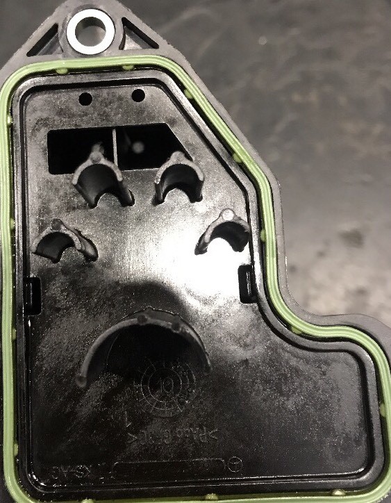 Mercedes Benz Oil Separator fits Mercedes ML350 C230 C300 S40 ...