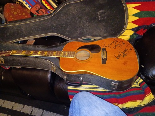 autographed guitar signed by elvis Presley | eBay