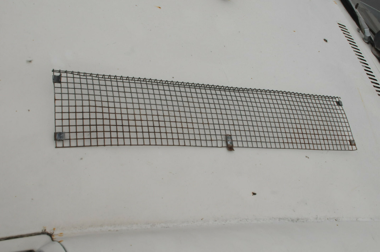 JENSEN HEALEY FACTORY GRILL - ROCK GUARD - ROCK DEFLECTOR FOR RADIATOR ...