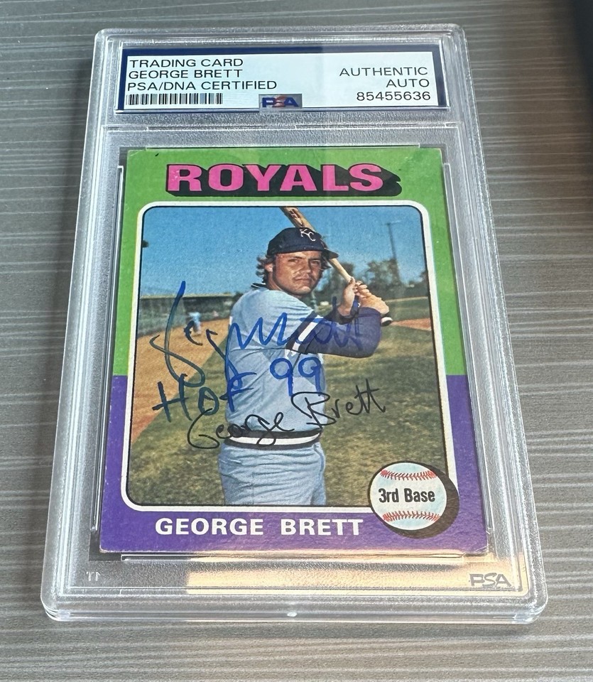 1975 TOPPS George Brett - Signed Rookie Card #228 - Auto- PSA + HOF ...