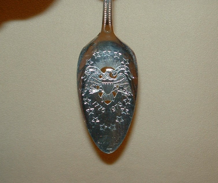 Silverplate Community Silver Plated Pie Cake Server 1776-1976 ...