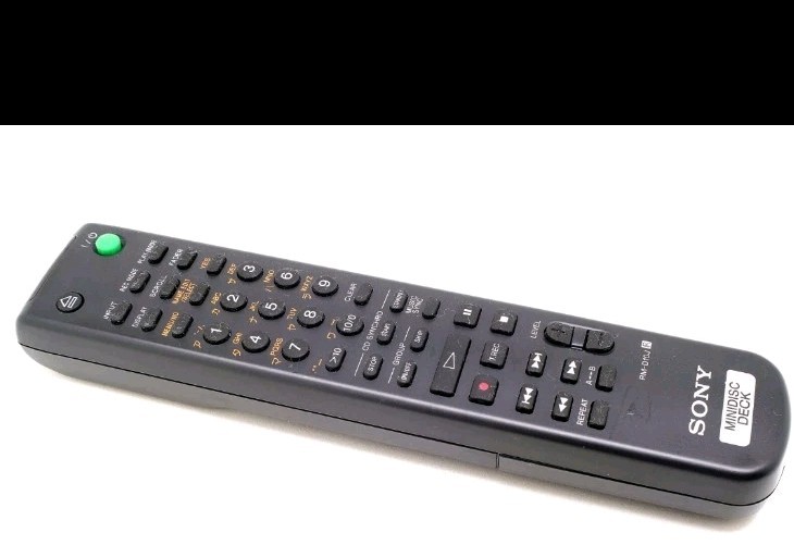 Soney MDS-JE500 Mini Disc Player with Remote Control Powers On With ...