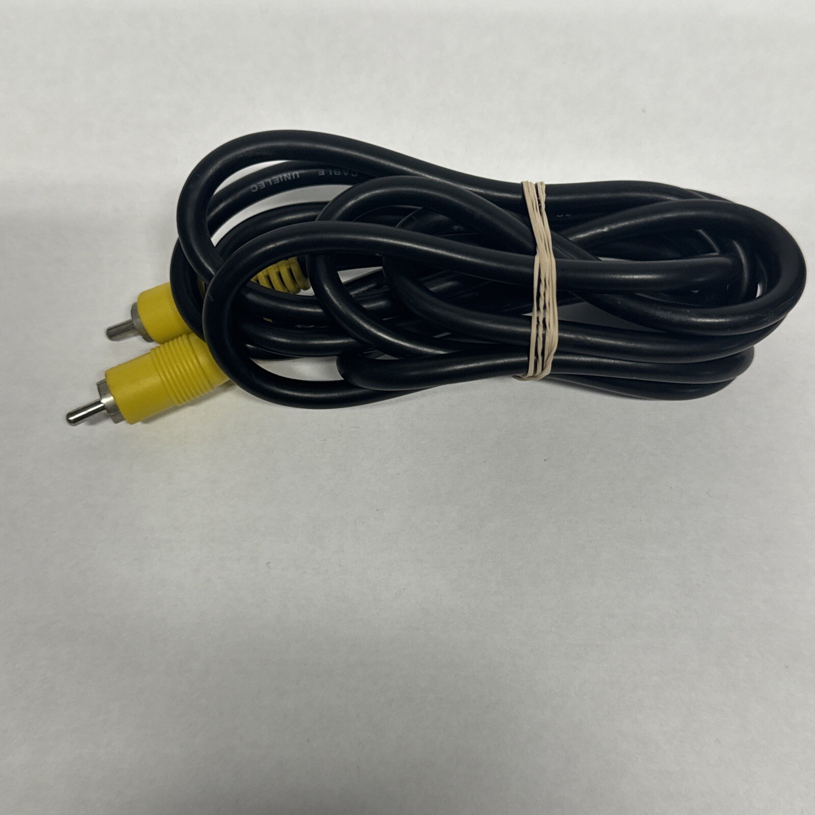 3C-2V 6 ft UNIELEC Coaxial cable Video 1x1 male Yellow Phono (RCA) plug ...