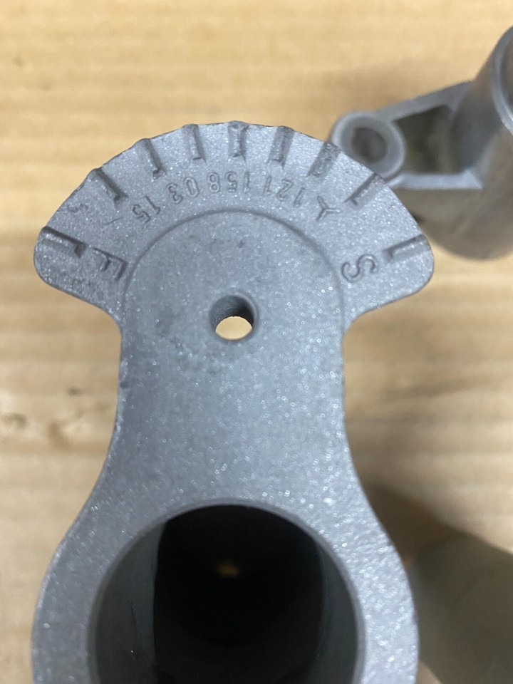 Mercedes 190SL,280,190.200 M121 ignition distributor support 1211500207 ...