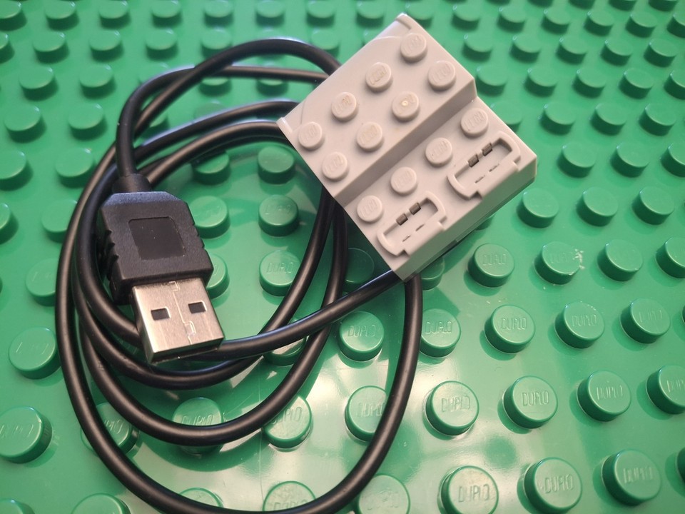 14pc Lego Power Functions Motors, Smart Hub, 9v Battery Box, Lights ...