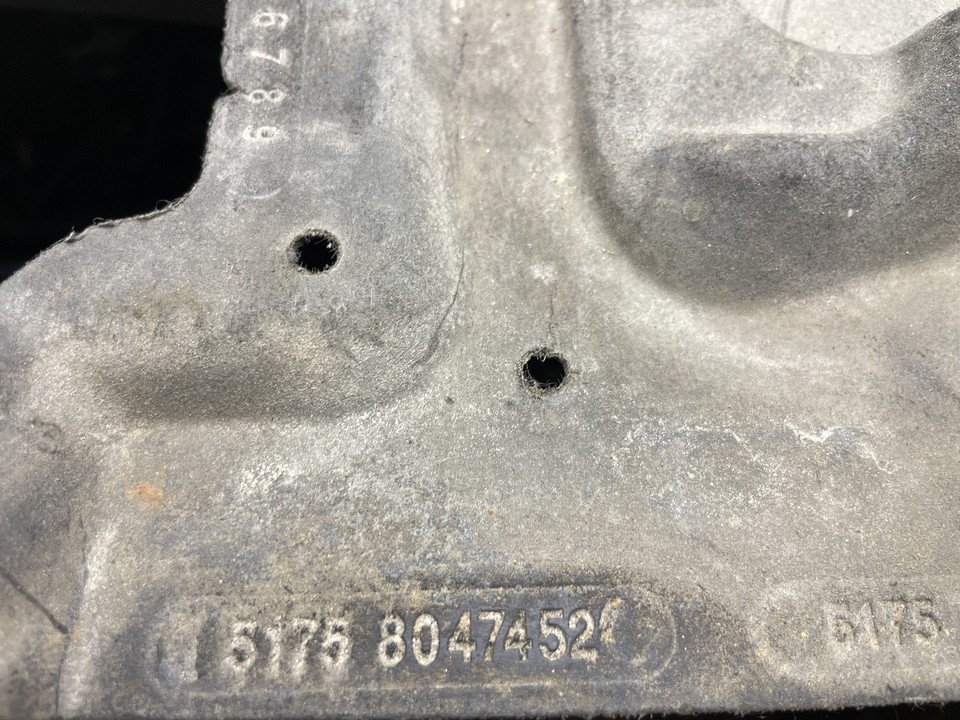 BMW 5 F10 Engine Cover Splash Guard Protection 5175 8047452 3.0 Gas ...