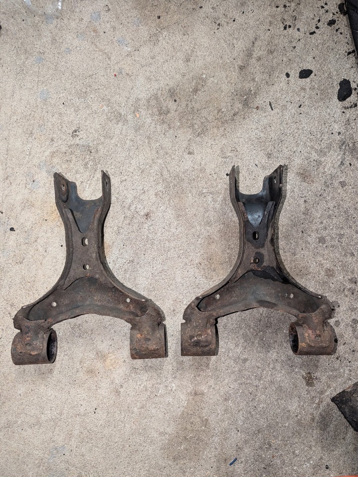 PAIR OF 90-05 MAZDA MIATA REAR UPPER CONTROL ARMS, OEM | eBay