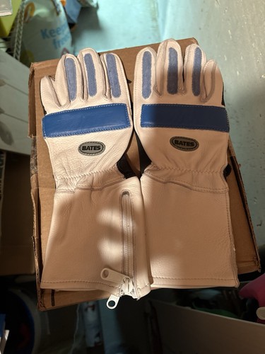 Kaptain Robbie Knievel Motorcycle Jump Leather Riding Gloves (Bates) | eBay