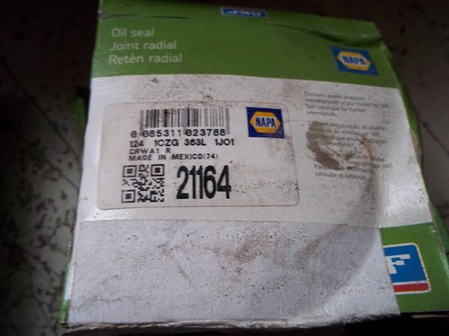 Engine Crankshaft Seal SKF 21164 HAS SOME RUST | eBay