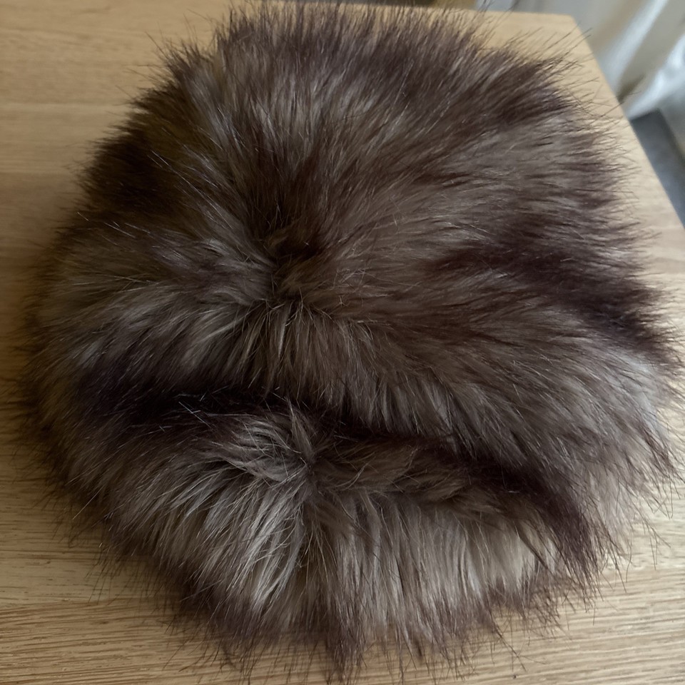 M&S Peruna Brown Faux Fur Peaked Cap. Lined Size M-L. Very Good ...