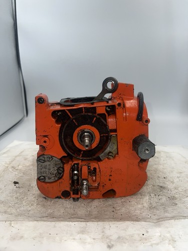 Stihl 010av Chainsaw Oem Crankcase 1120 021 0700 010 | eBay