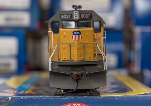 Athearn HO Scale RTR Union Pacific SD60 #6037 DCC Ready New Mfg. #91683 | eBay