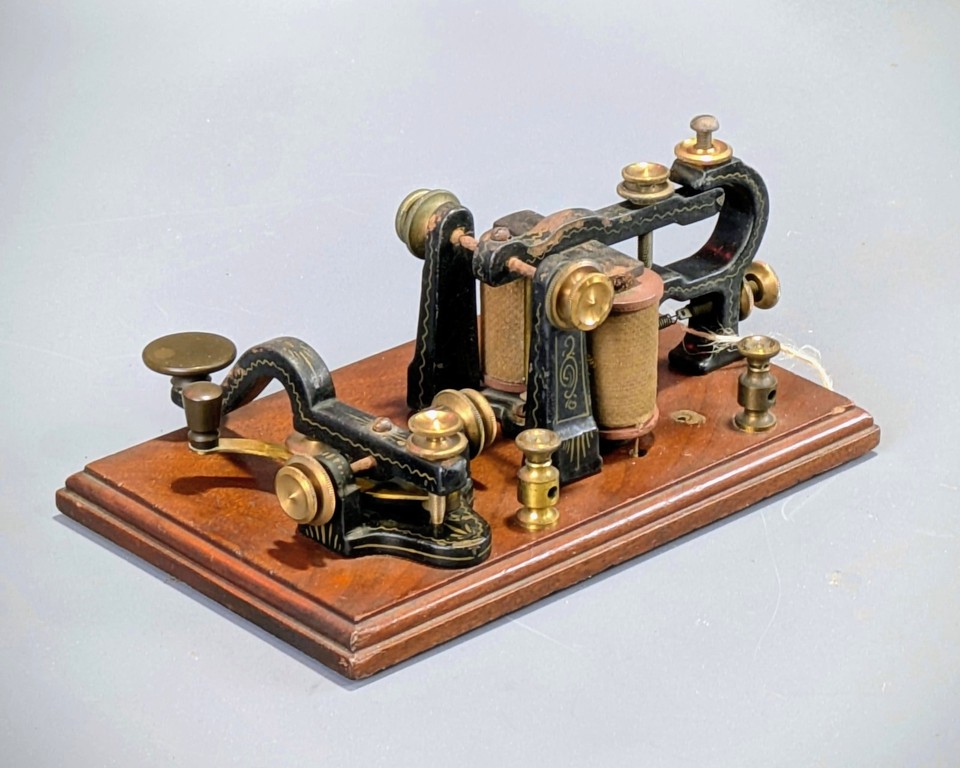 1867-1890 Watts Davis Co Private Line Antique Camelback Telegraph Key ...