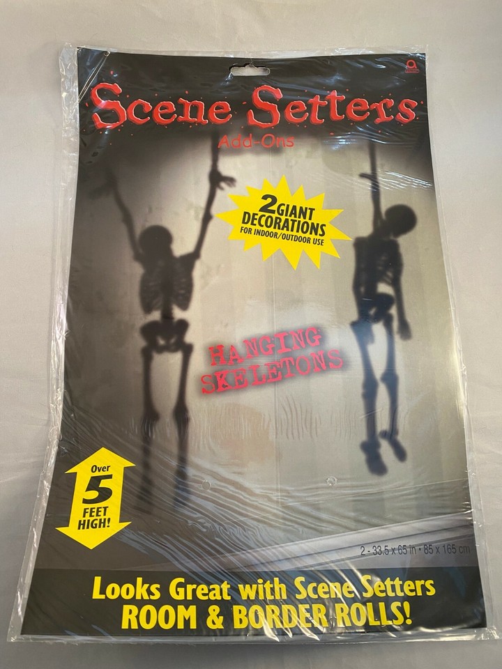 Scene Setters Hanging Skeletons Halloween Wall Decorations Scary Spooky ...