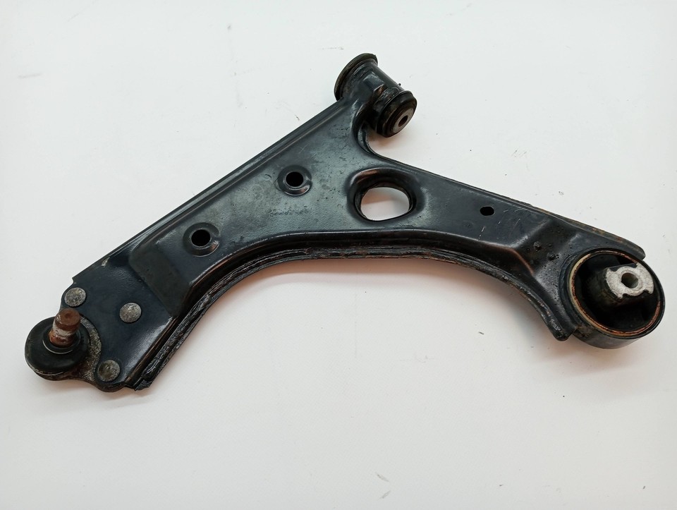 51895367 FRONT LEFT LOWER SUSPENSION ARM / 285039 FOR FIAT PUNTO EVO ...