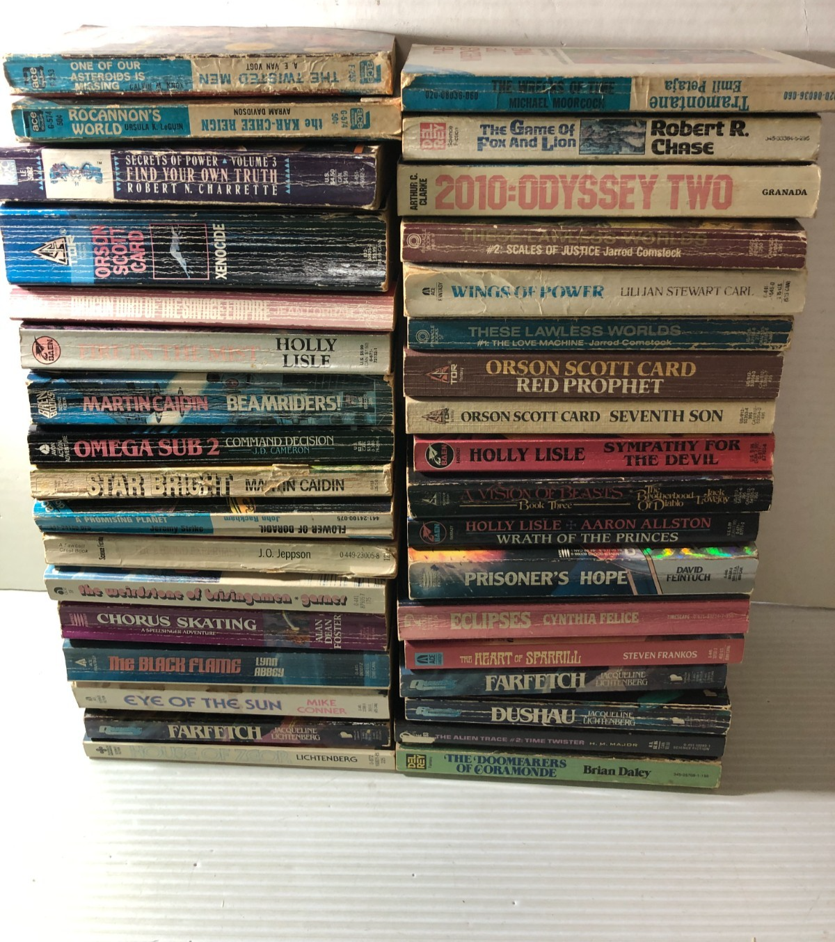 b Lot of 35 VINTAGE Science Fiction Fantasy Paperbacks Various Authors ...