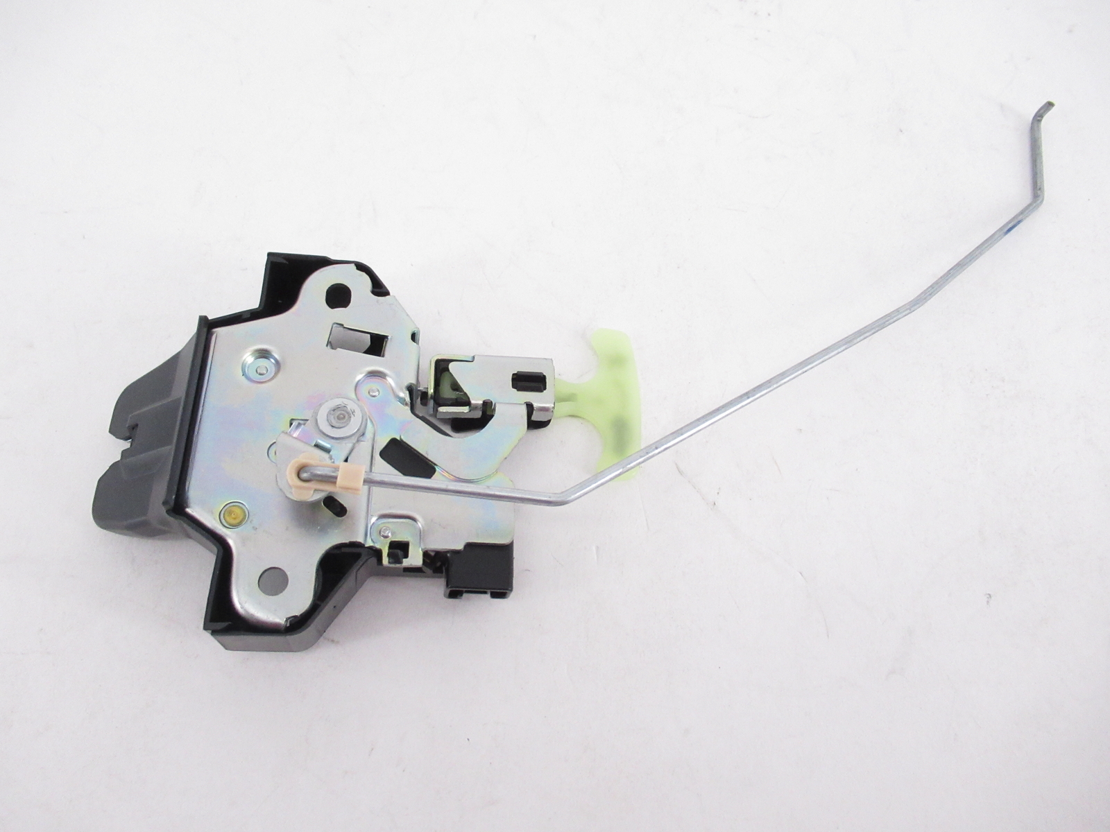 Genuine OEM Toyota 64600-02040 Trunk Lock Latch Actuator Assy 2009-2013 ...