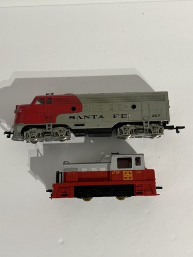 TYCO Santa Fe ATSF 241 Diesel Switcher & 307 Locomotive HO Scale Lot | eBay