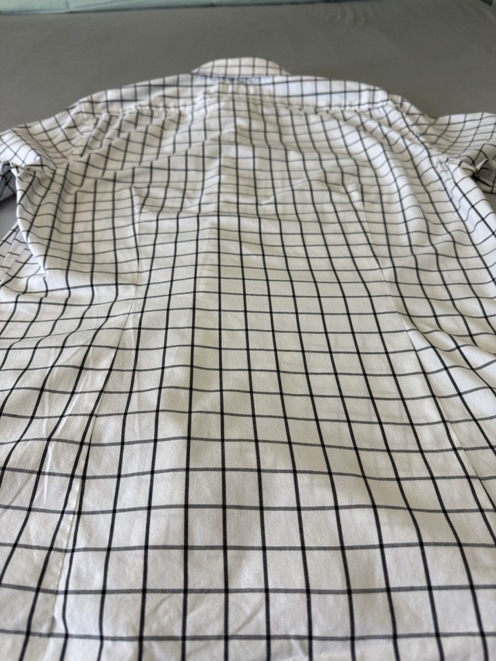 Men’s Dress Shirt-White with Black Checker Pattern-banana Republic-Size ...