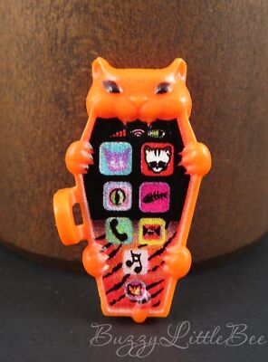 Monster High Doll G3 Toralei Stripe Boo Crew iCoffin Cell Phone ...