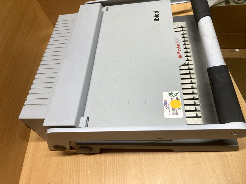 IBICO IBIMASTER 300 COMB BINDING MACHINE - (MISSING SHRED TRAY) | eBay