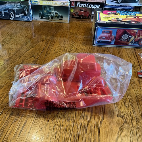 MONOGRAM 1932 FORD BEACH BOY'S "LI'L DEUCE COUPE" STREET ROD KIT#2903 1 ...