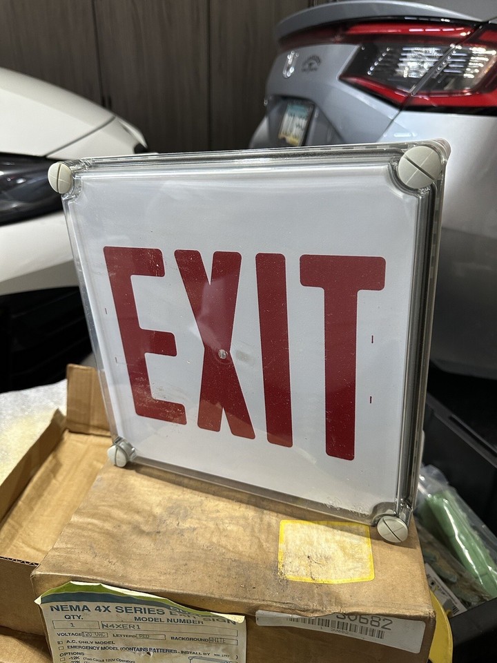 DUAL LITE N4XER1 NEMA 4X SERIES EXIT SIGN EMERGENCY LIGHT WHITE | eBay