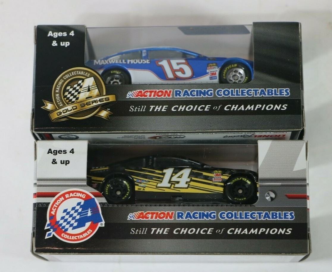 1:64 2 Clint Bowers #14 & #15 Ford 2018 And Toyota 20151/64 NASCAR ...