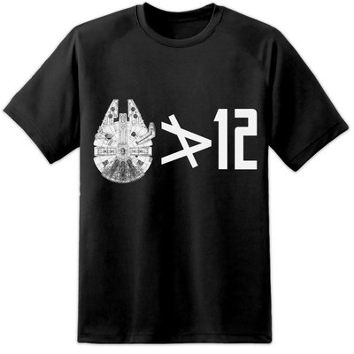Star Wars Millenium Falcon Meno Di 12 Parsecs T Shirt Han Solo Kessel ...