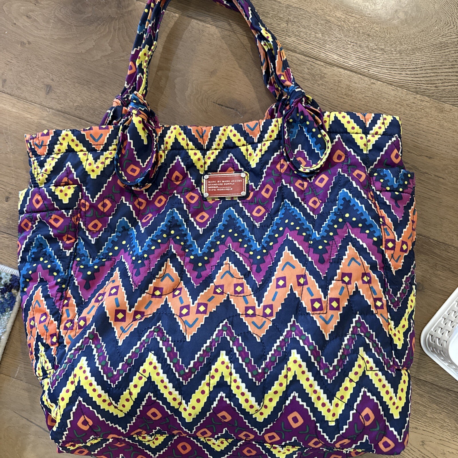 Quilted Marc Jacobs Large, Authentic With Make Up Case - Gem