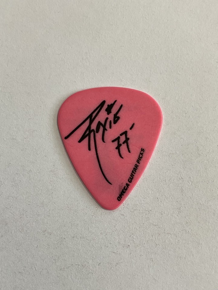Ryan Roxie A Guitar's Anatomy Signature Guitar Pick (I) | eBay