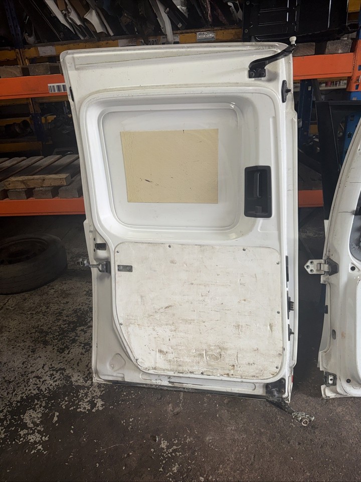 VOLKSWAGEN CADDY MAXI DOOR SLIDING LEFT WHITE MK3 2010-2015 | eBay UK