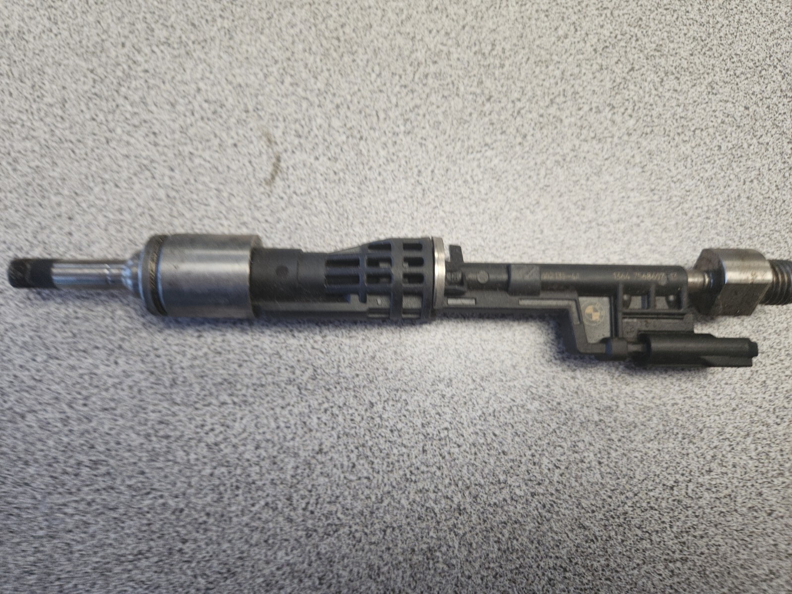 OEM Fuel injector PA6635GF 0261500140 102135-41 1353 7639990-04 BMW ...