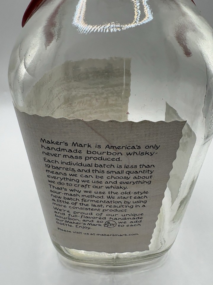 Empty Maker's Mark Bottle 750mL - Signed By Rob Samuels and Bill ...