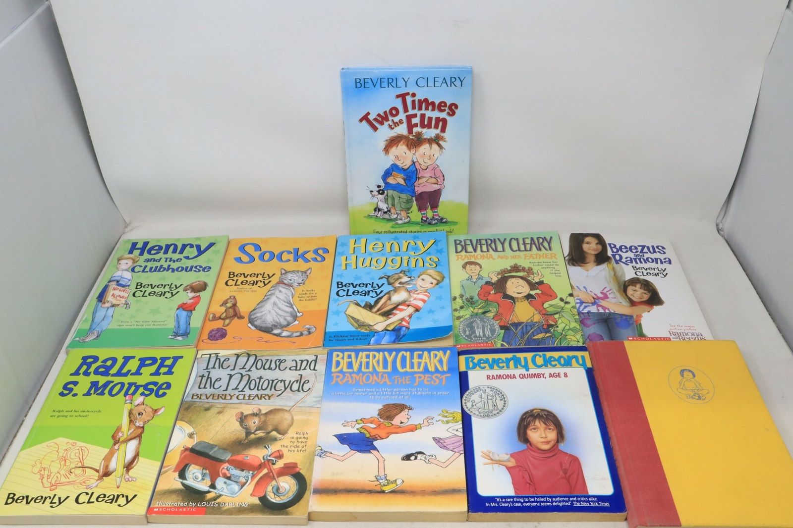 Lot of 11 Beverly Cleary Chapter Books Ramona Henry Mouse Ralph - PB ...