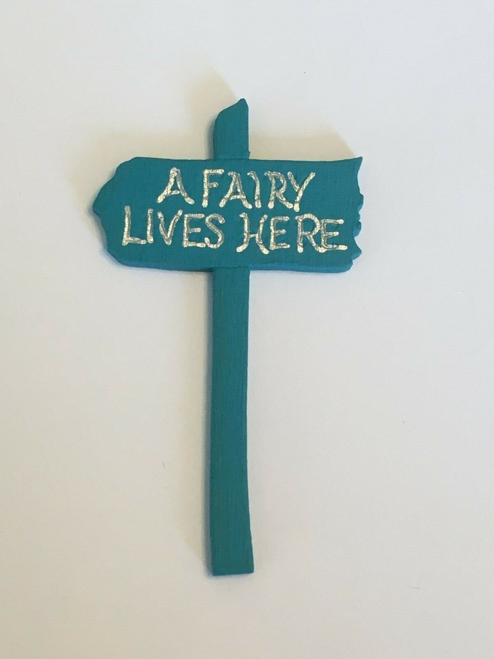 Wooden A FAIRY LIVES HERE Sign Post - Fairy Door Accessory - Fairy ...