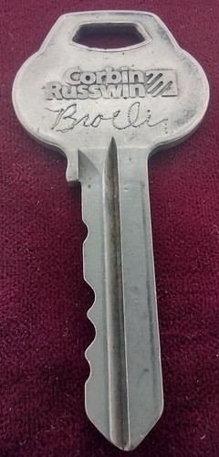 Vintage Key Corbin Russwin Marked L4 70 213321 Appx 2.25" Locks *Has ...