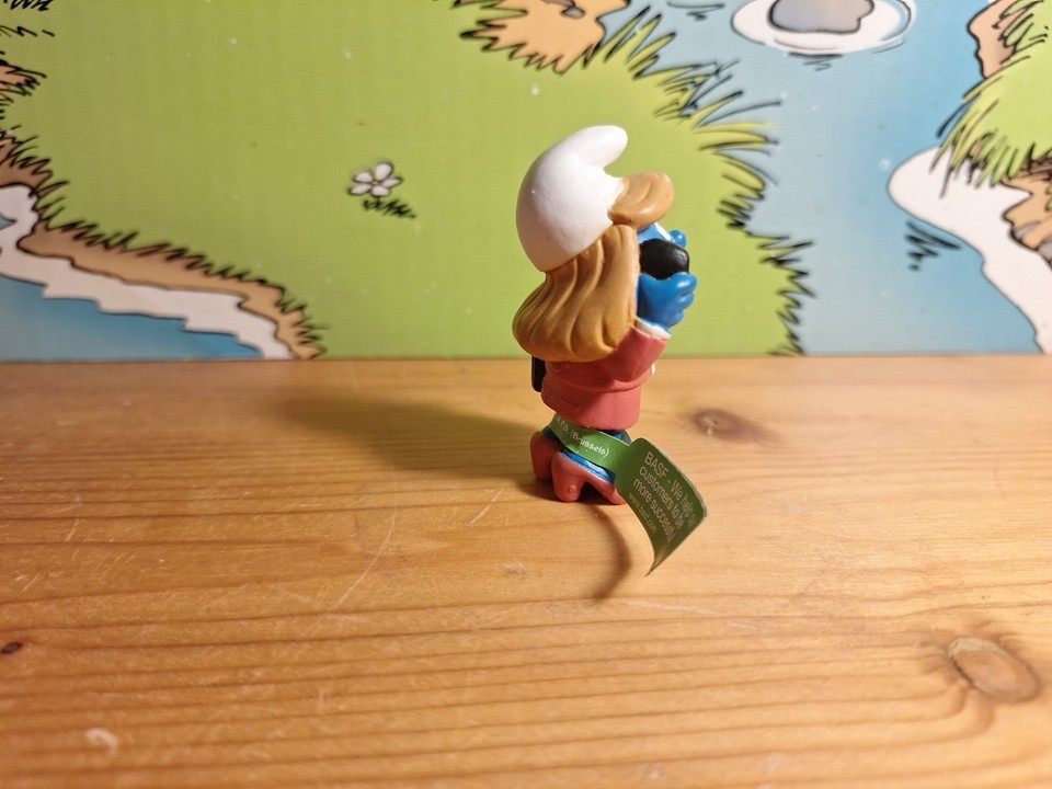 W306 BASF Managerin Hexalotte Hellgrün FÄHNCHEN Schleich Peyo Schlümpfe ...